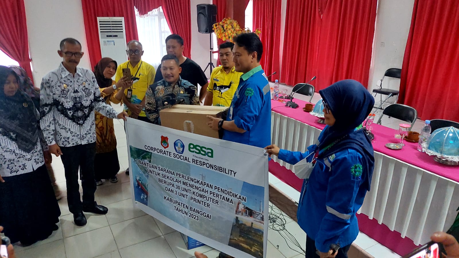 PT. PAU Serahkan Bantuan 30 Unit Komputer dan 3 Unit Printer ...